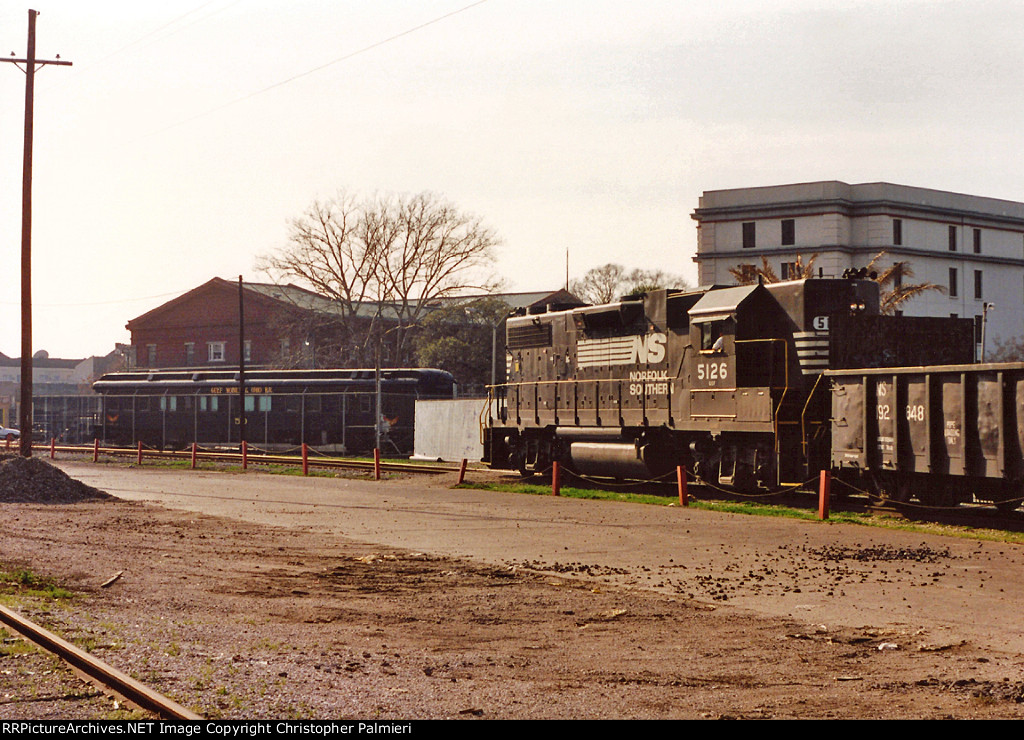 NS 5126 and GM&O 50